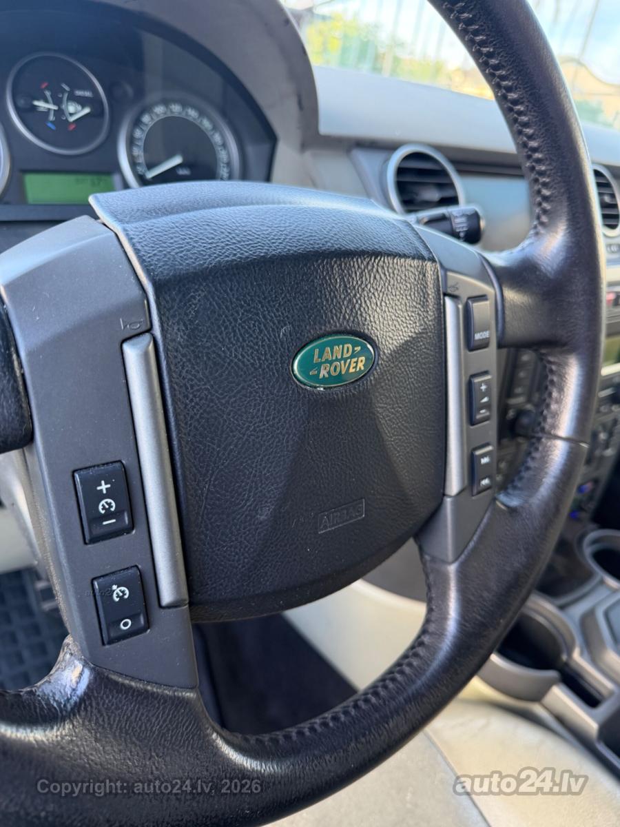Melns Land Rover Discovery 2005 Tallina, ar dzinēja tilpumu 2.70 L un nobraukumu 298 tūkst. km par 3999 €, foto 16 vietnē AUTOMOTO.COM.LV