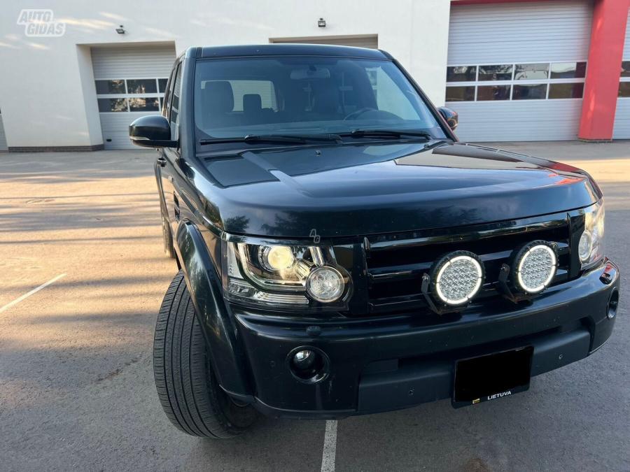 Black Land Rover Discovery 2006 in Gargzdai, with an engine capacity of 2.70 L and mileage of 365 thousand km for 5555 €, photo 4 on AUTOMOTO.COM.LV