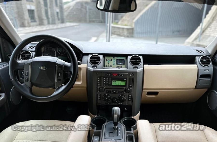 Black Land Rover Discovery 2007 in Tallinn, with an engine capacity of 2.70 L and mileage of 333 thousand km for 4499 €, photo 4 on AUTOMOTO.COM.LV
