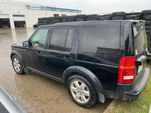 Melns Land Rover Discovery 2008 Viļņa, ar dzinēja tilpumu 2.72 L un nobraukumu 471 tūkst. km par 1200 €, foto 3 vietnē AUTOMOTO.COM.LV