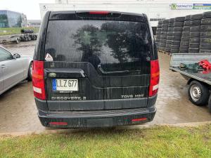 Melns Land Rover Discovery 2008 Viļņa, ar dzinēja tilpumu 2.72 L un nobraukumu 471 tūkst. km par 1200 €, foto 4 vietnē AUTOMOTO.COM.LV