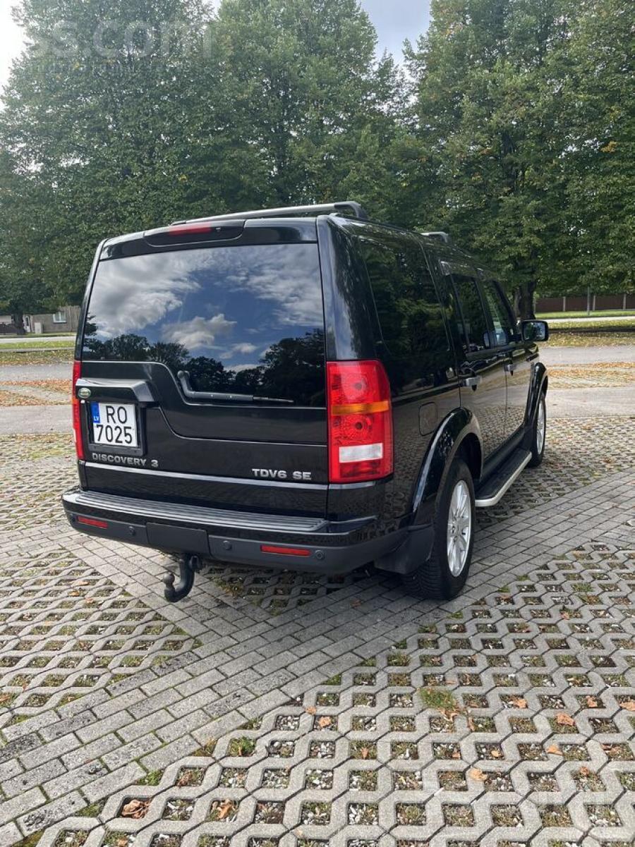 Melns Land Rover Discovery 2008 Ventspils, ar dzinēja tilpumu 2.70 L un nobraukumu 457 tūkst. km par 6900 €, foto 5 vietnē AUTOMOTO.COM.LV