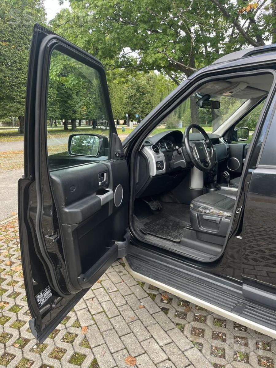 Melns Land Rover Discovery 2008 Ventspils, ar dzinēja tilpumu 2.70 L un nobraukumu 457 tūkst. km par 6900 €, foto 8 vietnē AUTOMOTO.COM.LV
