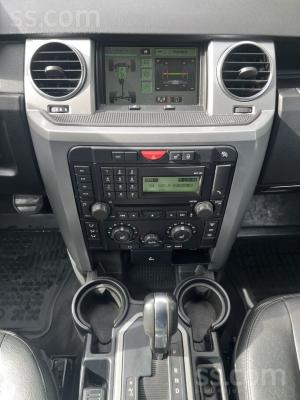 Melns Land Rover Discovery 2008 Ventspils, ar dzinēja tilpumu 2.70 L un nobraukumu 457 tūkst. km par 6900 €, foto 14 vietnē AUTOMOTO.COM.LV