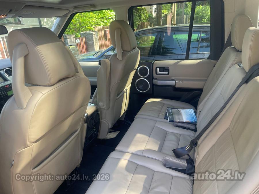 Black Land Rover Discovery 2009 in Tallinn, with an engine capacity of 2.70 L and mileage of 285 thousand km for 5500 €, photo 11 on AUTOMOTO.COM.LV