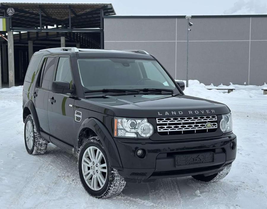 Black Land Rover Discovery 2010 in Raseiniai, with an engine capacity of 2.99 L and mileage of 287 thousand km for 7850 €, photo 9 on AUTOMOTO.COM.LV