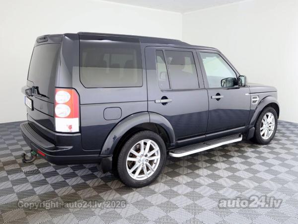 Black Land Rover Discovery 2011 in Tallinn, with an engine capacity of 3.00 L and mileage of 428 thousand km for 4999 €, photo 3 on AUTOMOTO.COM.LV