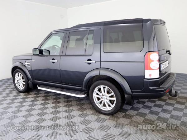 Black Land Rover Discovery 2011 in Tallinn, with an engine capacity of 3.00 L and mileage of 428 thousand km for 4999 €, photo 4 on AUTOMOTO.COM.LV