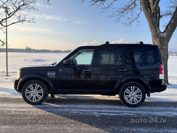 Black Land Rover Discovery 2011 in Narva, with an engine capacity of 3.00 L and mileage of 222 thousand km for 11000 €, photo 3 on AUTOMOTO.COM.LV