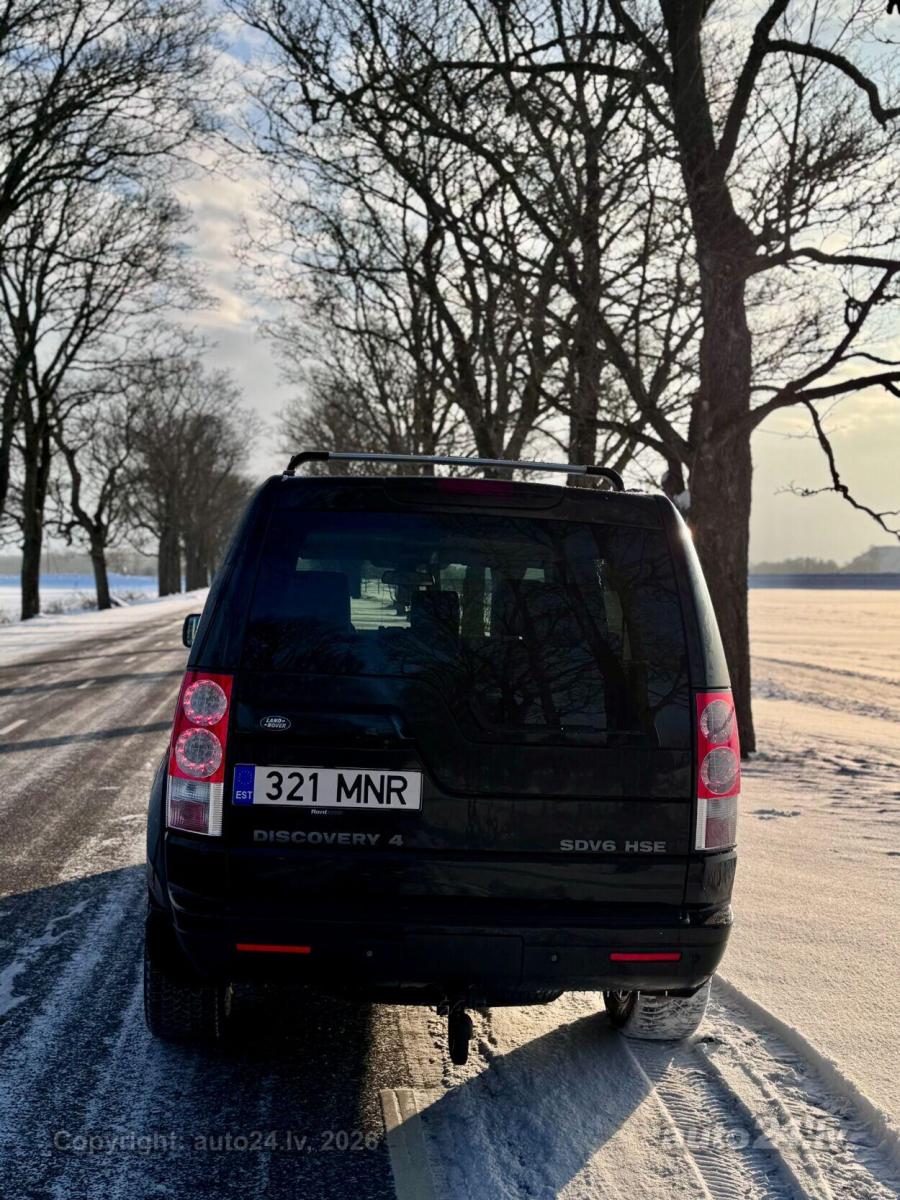 Black Land Rover Discovery 2011 in Narva, with an engine capacity of 3.00 L and mileage of 222 thousand km for 11000 €, photo 5 on AUTOMOTO.COM.LV