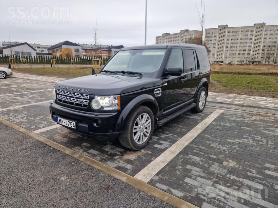 Melns Land Rover Discovery 2011 Jelgava, ar dzinēja tilpumu 3.00 L un nobraukumu 394 tūkst. km par 5600 €, foto 4 vietnē AUTOMOTO.COM.LV