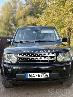 Black Land Rover Discovery 2011 in Ogre, with an engine capacity of 3.00 L and mileage of 402 thousand km for 6800 €, photo  on AUTOMOTO.COM.LV