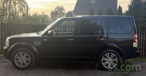 Melns Land Rover Discovery 2011 Ogre, ar dzinēja tilpumu 3.00 L un nobraukumu 402 tūkst. km par 6800 €, foto 3 vietnē AUTOMOTO.COM.LV