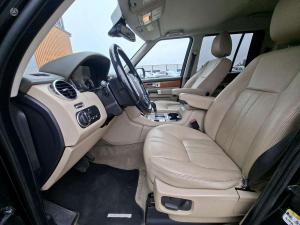 Black Land Rover Discovery 2011 in Vilnius, with an engine capacity of 2.99 L and mileage of 260 thousand km for 7500 €, photo 8 on AUTOMOTO.COM.LV