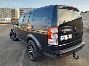 Melns Land Rover Discovery 2012 Talsi, ar dzinēja tilpumu 3.00 L un nobraukumu 206 tūkst. km par 9800 €, foto 4 vietnē AUTOMOTO.COM.LV