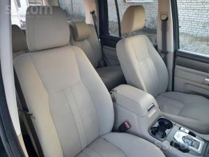 Melns Land Rover Discovery 2012 Talsi, ar dzinēja tilpumu 3.00 L un nobraukumu 206 tūkst. km par 9800 €, foto 15 vietnē AUTOMOTO.COM.LV