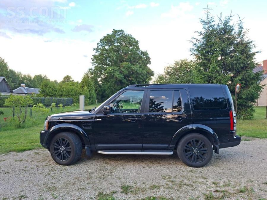 Melns Land Rover Discovery 2012 Rīga, ar dzinēja tilpumu 3.00 L un nobraukumu 295 tūkst. km par 14000 €, foto 4 vietnē AUTOMOTO.COM.LV