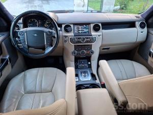 Melns Land Rover Discovery 2012 Rīga, ar dzinēja tilpumu 3.00 L un nobraukumu 295 tūkst. km par 14000 €, foto 8 vietnē AUTOMOTO.COM.LV