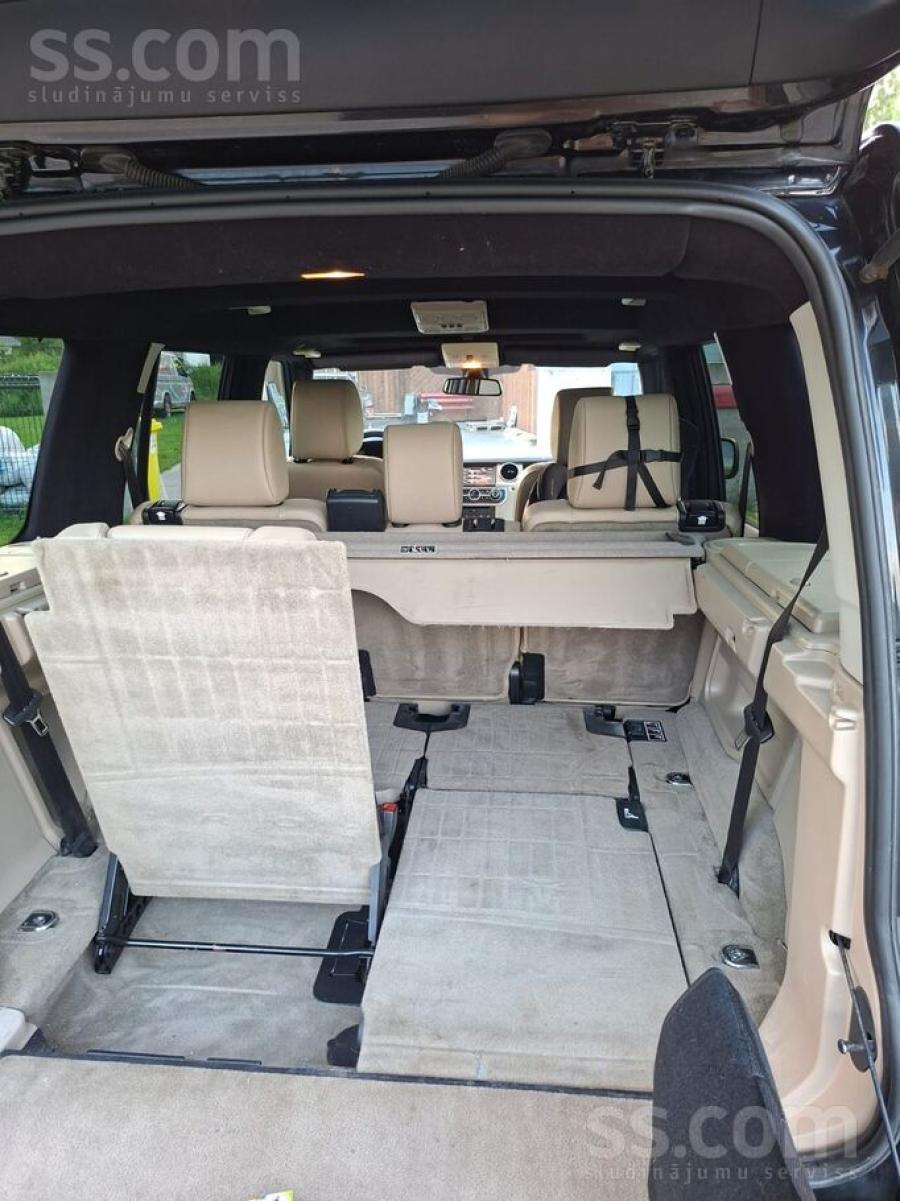 Melns Land Rover Discovery 2012 Rīga, ar dzinēja tilpumu 3.00 L un nobraukumu 295 tūkst. km par 14000 €, foto 11 vietnē AUTOMOTO.COM.LV