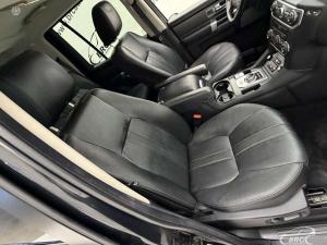 Melns Land Rover Discovery 2012 Viļņa, ar dzinēja tilpumu 2.99 L un nobraukumu 387 tūkst. km par 7300 €, foto 7 vietnē AUTOMOTO.COM.LV