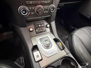 Melns Land Rover Discovery 2012 Viļņa, ar dzinēja tilpumu 2.99 L un nobraukumu 387 tūkst. km par 7300 €, foto 28 vietnē AUTOMOTO.COM.LV
