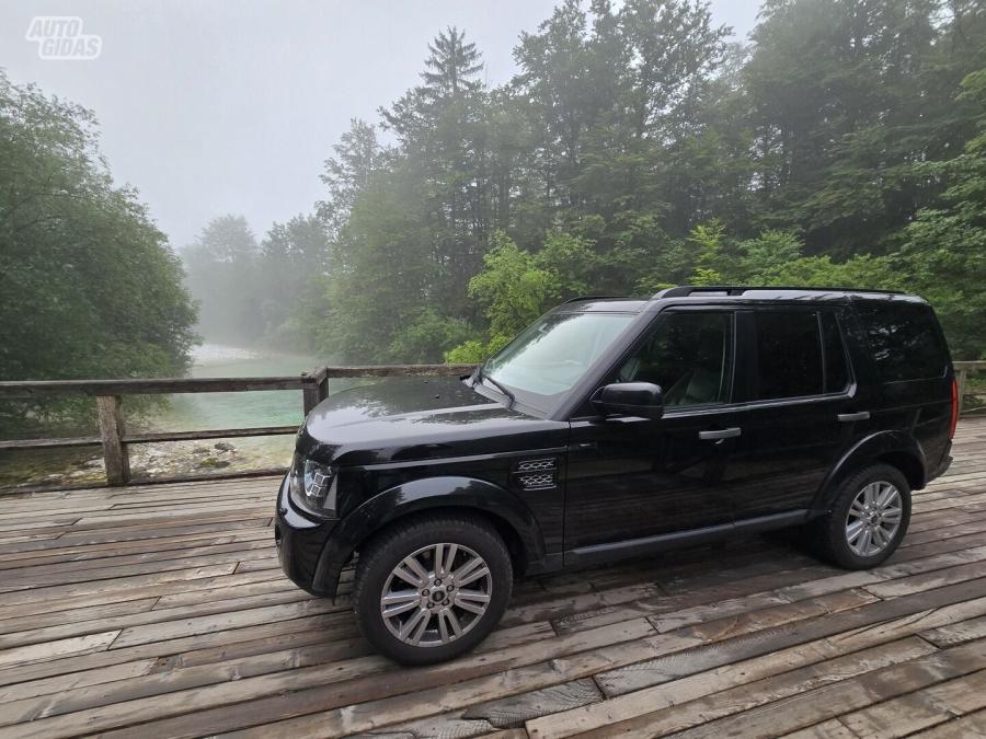 Melns Land Rover Discovery 2013 Kauņa, ar dzinēja tilpumu 3.00 L un nobraukumu 235 tūkst. km par 12500 €, foto 4 vietnē AUTOMOTO.COM.LV