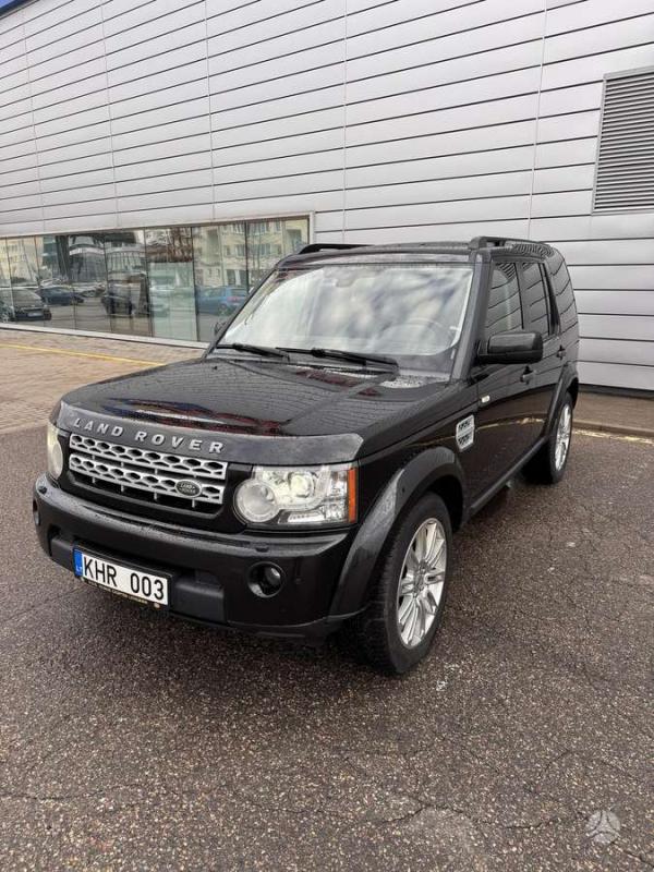 Black Land Rover Discovery 2013 in Vilnius, with an engine capacity of 2.99 L and mileage of 387 thousand km for 9500 €, photo 1 on AUTOMOTO.COM.LV