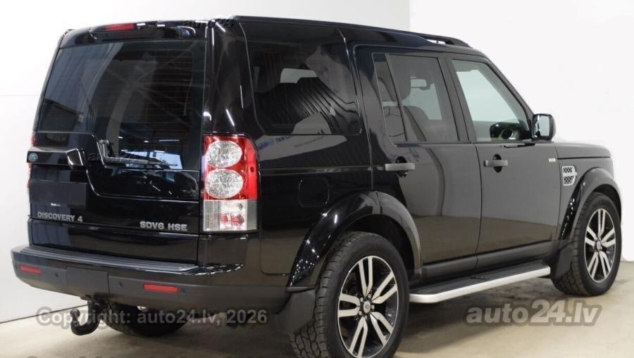 Melns Land Rover Discovery 2013 Tallina, ar dzinēja tilpumu 3.00 L un nobraukumu 206 tūkst. km par 12099 €, foto 3 vietnē AUTOMOTO.COM.LV