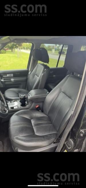 Black Land Rover Discovery 2013 in Jurmala, with an engine capacity of 3.00 L and mileage of 310 thousand km for 8000 €, photo 5 on AUTOMOTO.COM.LV