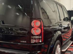 Black Land Rover Discovery 2014 in Vilnius, with an engine capacity of 3.00 L and mileage of 190 thousand km for 13000 €, photo 9 on AUTOMOTO.COM.LV