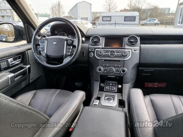 Melns Land Rover Discovery 2015 Rakvere, ar dzinēja tilpumu 3.00 L un nobraukumu 349 tūkst. km par 12900 €, foto 7 vietnē AUTOMOTO.COM.LV