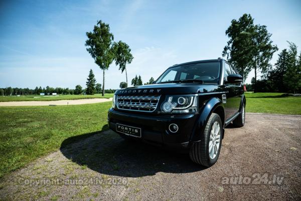 Black Land Rover Discovery 2015 in Tallinn, with an engine capacity of 3.00 L and mileage of 200 thousand km for 20500 €, photo 8 on AUTOMOTO.COM.LV