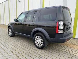 Melns Land Rover Discovery 2015 Raseiniai, ar dzinēja tilpumu 3.00 L un nobraukumu 408 tūkst. km par 8900 €, foto 4 vietnē AUTOMOTO.COM.LV