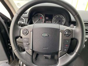 Melns Land Rover Discovery 2015 Raseiniai, ar dzinēja tilpumu 3.00 L un nobraukumu 408 tūkst. km par 8900 €, foto 14 vietnē AUTOMOTO.COM.LV