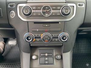 Melns Land Rover Discovery 2015 Raseiniai, ar dzinēja tilpumu 3.00 L un nobraukumu 408 tūkst. km par 8900 €, foto 16 vietnē AUTOMOTO.COM.LV