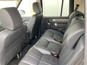 Melns Land Rover Discovery 2015 Raseiniai, ar dzinēja tilpumu 3.00 L un nobraukumu 408 tūkst. km par 8900 €, foto 18 vietnē AUTOMOTO.COM.LV