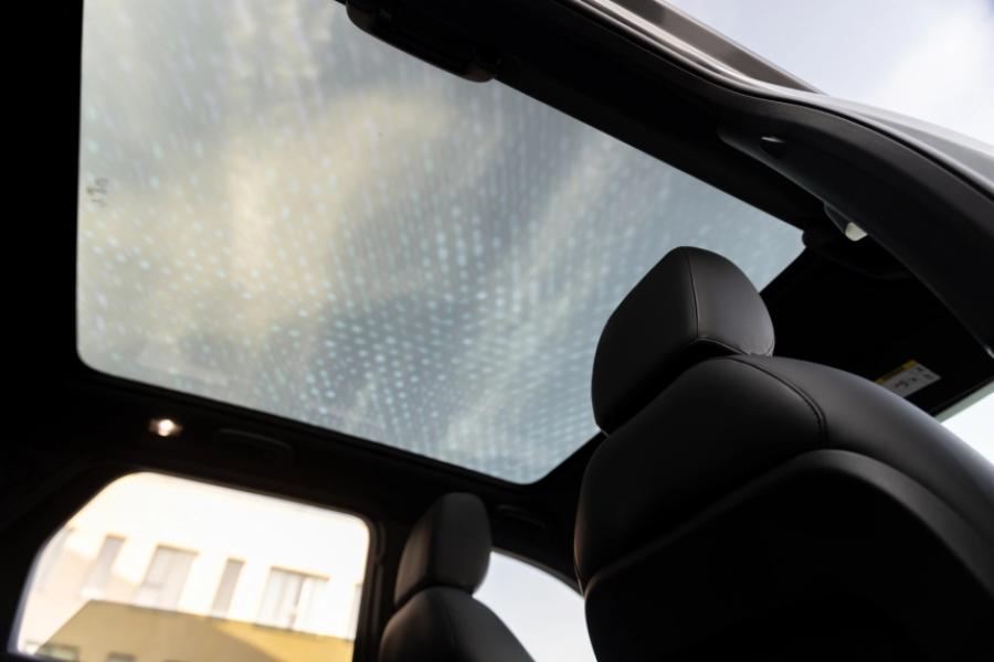 Melns Land Rover Discovery 2016 Rīga, ar dzinēja tilpumu 2.00 L un nobraukumu 196 tūkst. km par 13990 €, foto 11 vietnē AUTOMOTO.COM.LV