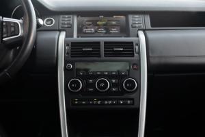 Melns Land Rover Discovery 2016 Rīga, ar dzinēja tilpumu 2.00 L un nobraukumu 196 tūkst. km par 13990 €, foto 13 vietnē AUTOMOTO.COM.LV