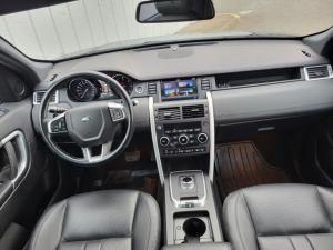 Melns Land Rover Discovery 2016 Rīga, ar dzinēja tilpumu 2.00 L un nobraukumu 196 tūkst. km par 13990 €, foto 19 vietnē AUTOMOTO.COM.LV