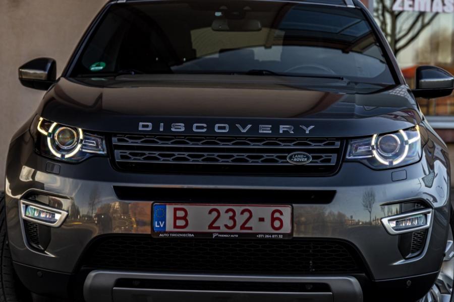 Melns Land Rover Discovery 2016 Rīga, ar dzinēja tilpumu 2.00 L un nobraukumu 196 tūkst. km par 13990 €, foto 26 vietnē AUTOMOTO.COM.LV