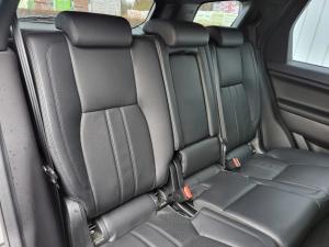 Melns Land Rover Discovery 2016 Rīga, ar dzinēja tilpumu 2.00 L un nobraukumu 196 tūkst. km par 13990 €, foto 55 vietnē AUTOMOTO.COM.LV