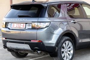 Melns Land Rover Discovery 2016 Rīga, ar dzinēja tilpumu 2.00 L un nobraukumu 196 tūkst. km par 13990 €, foto 68 vietnē AUTOMOTO.COM.LV
