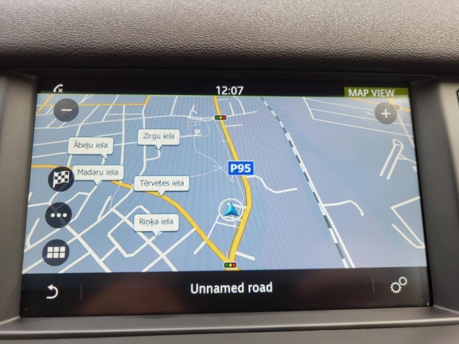 Melns Land Rover Discovery 2016 Rīga, ar dzinēja tilpumu 2.00 L un nobraukumu 196 tūkst. km par 13990 €, foto 76 vietnē AUTOMOTO.COM.LV