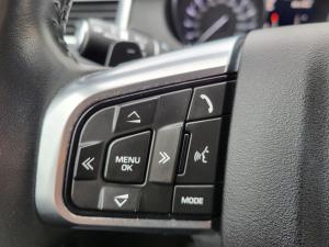Melns Land Rover Discovery 2016 Rīga, ar dzinēja tilpumu 2.00 L un nobraukumu 196 tūkst. km par 13990 €, foto 85 vietnē AUTOMOTO.COM.LV
