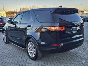 Black Land Rover Discovery 2017 in Taurage, with an engine capacity of 2.00 L and mileage of 172 thousand km for 18900 €, photo 10 on AUTOMOTO.COM.LV