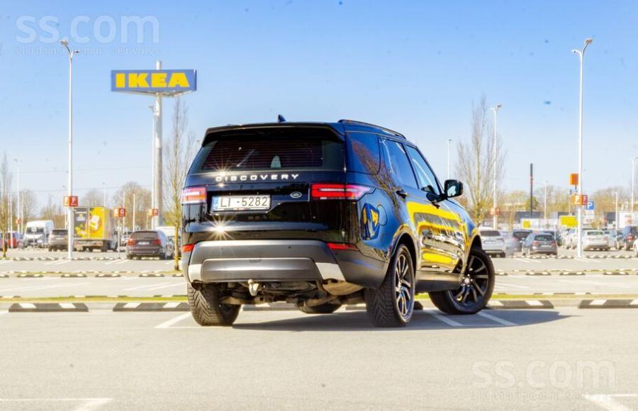 Melns Land Rover Discovery 2017 Rīga, ar dzinēja tilpumu 2.00 L un nobraukumu 162 tūkst. km par 18490 €, foto 7 vietnē AUTOMOTO.COM.LV