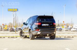 Melns Land Rover Discovery 2017 Rīga, ar dzinēja tilpumu 2.00 L un nobraukumu 162 tūkst. km par 18490 €, foto 9 vietnē AUTOMOTO.COM.LV