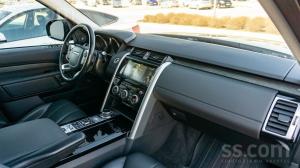 Melns Land Rover Discovery 2017 Rīga, ar dzinēja tilpumu 2.00 L un nobraukumu 162 tūkst. km par 18490 €, foto 12 vietnē AUTOMOTO.COM.LV
