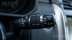 Melns Land Rover Discovery 2017 Rīga, ar dzinēja tilpumu 2.00 L un nobraukumu 162 tūkst. km par 18490 €, foto 24 vietnē AUTOMOTO.COM.LV