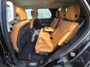 Black Land Rover Discovery 2017 in Tallinn, with an engine capacity of 3.00 L and mileage of 105 thousand km for 24990 €, photo 17 on AUTOMOTO.COM.LV